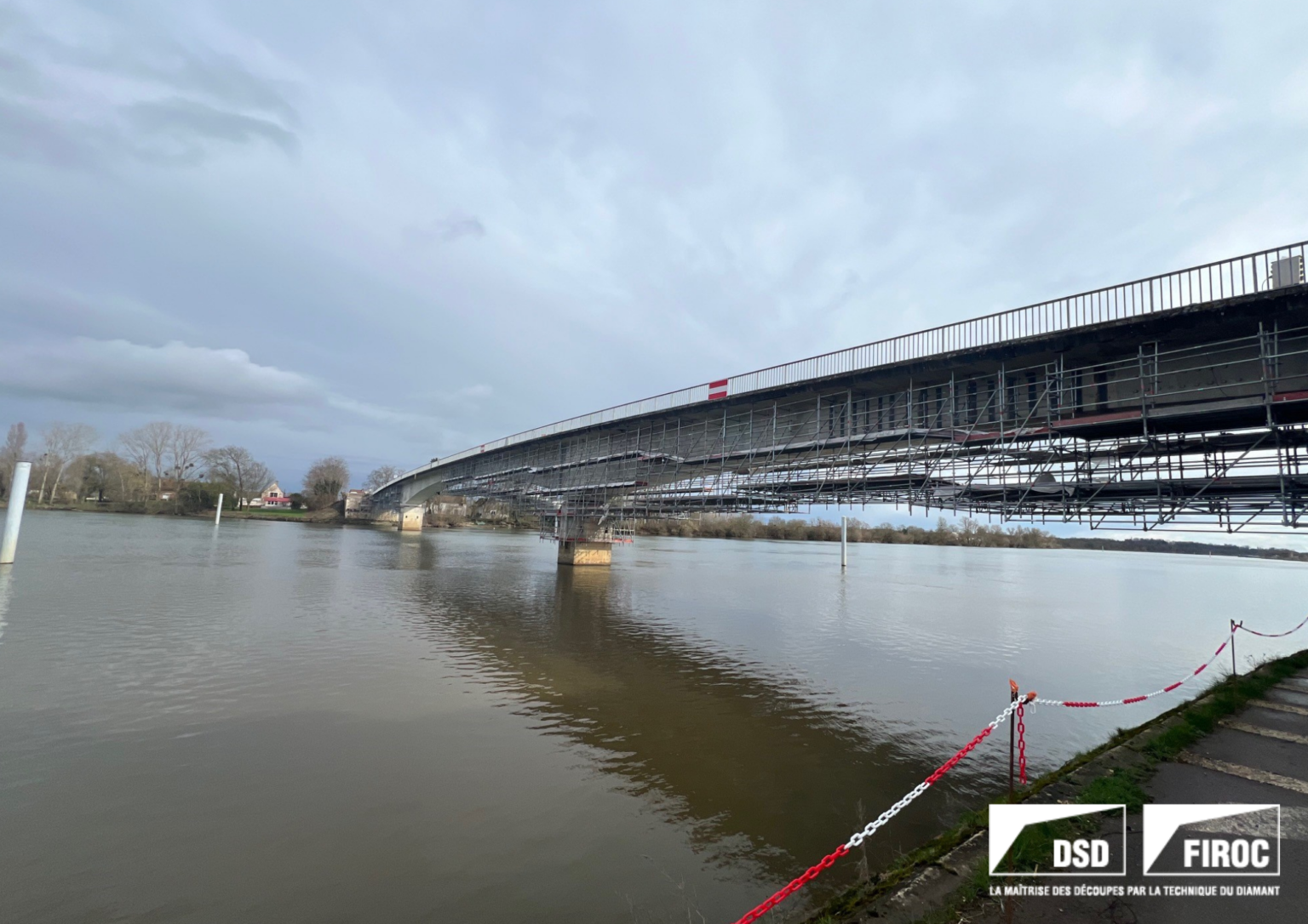 Travaux de renforcement du Pont de Thorey